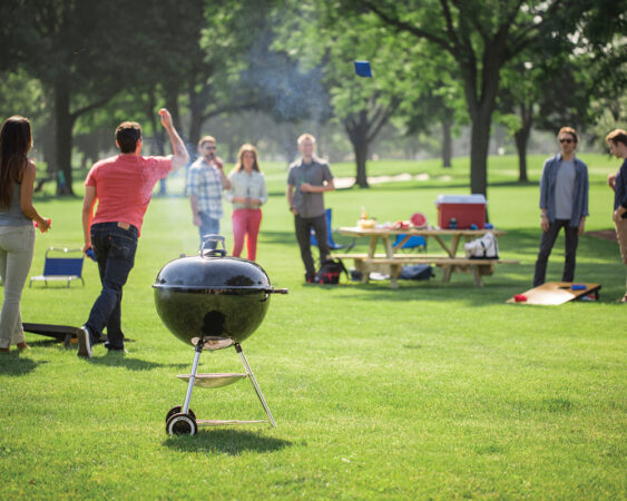 Weber 22" Kettle Charcoal Grill | Green Acres Outdoor Living