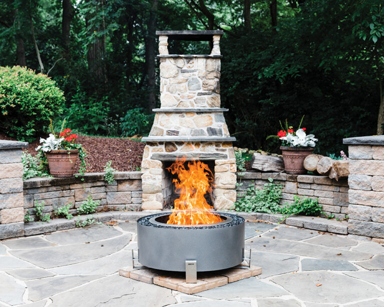 Breeo Luxeve Fire Pit - Silver Vein | Green Acres Outdoor Living