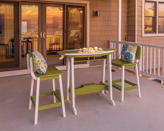 Surf-Aira 4' Surfboard Table Set | Green Acres Outdoor Living