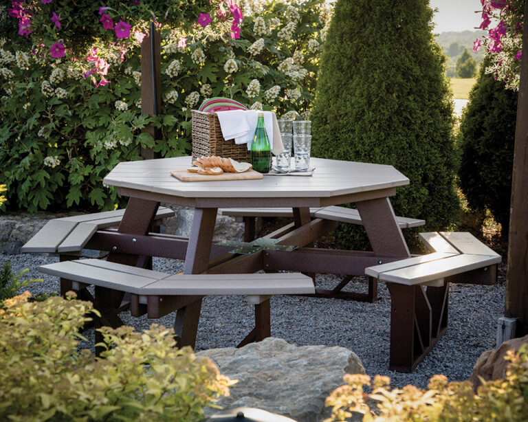 Custom Octagon Picnic Table | Green Acres Outdoor Living